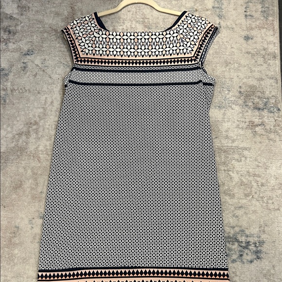 Max Studio | Dresses | Max Studio Black And White Geometric Mini Dress ...